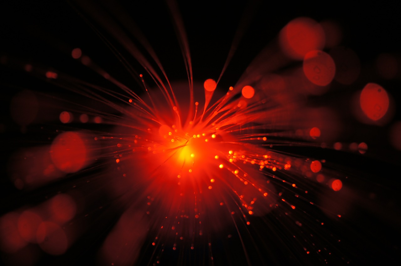 Descoberta forma de enviar dados por luz sem fibra óptica, que pode ... Descoberta forma de enviar dados por luz sem fibra óptica, que pode ...
